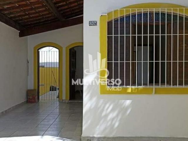 Casa à venda, 2 quartos no bairro Guilhermina em Praia Grande