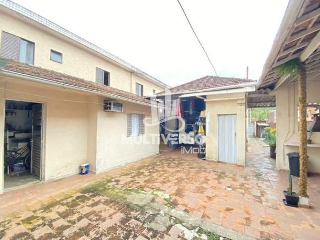 Casa à venda, 2 quartos no bairro Macuco em Santos