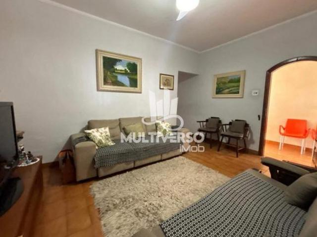 Casa à venda, 2 quartos no bairro Marapé em Santos