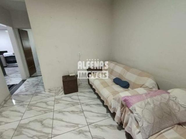 Casa à venda 2 quartos no Bairro OITIS