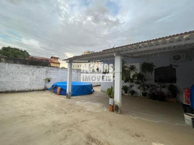 Casa à venda 2 quartos no Bairro PARQUE MARACANA