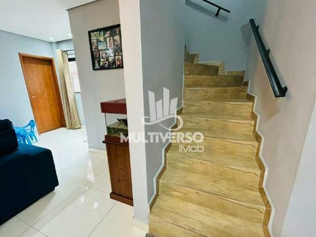 Casa à venda, 2 quartos no bairro Santa Maria em Santos