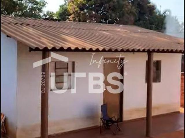 Casa a venda 2 quartos, no Setor Continental, em Aparecida de Goiânia/GO