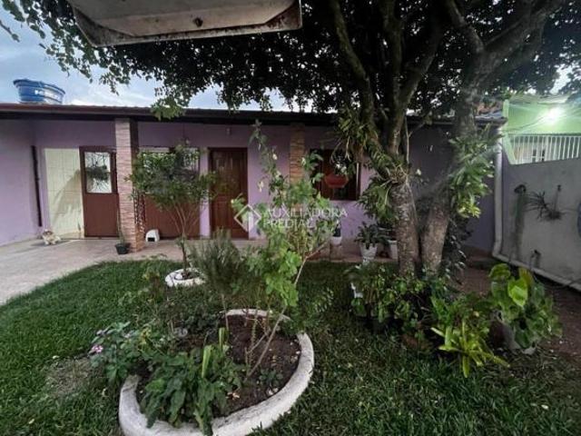 CASA A VENDA 2 QUARTOS COM SUITE GUAJUVIRAS