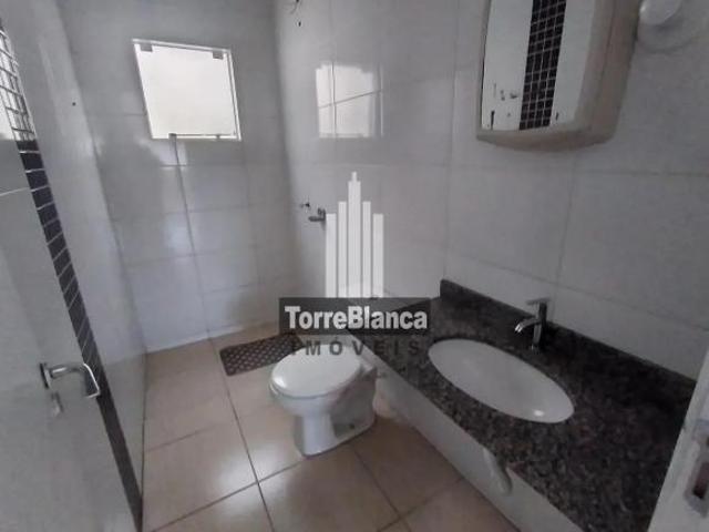 Casa à Venda 2 Quartos e Garagem Coberta