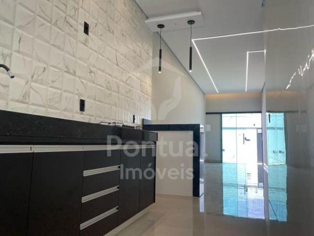 Casa à venda, 2 quartos sendo 1 suíte, Jardim Holanda, UBERLANDIA MG