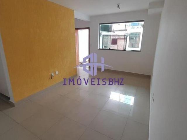 Casa a venda 2 quartos, sendo 2 suites, aquecimento solar e mais.