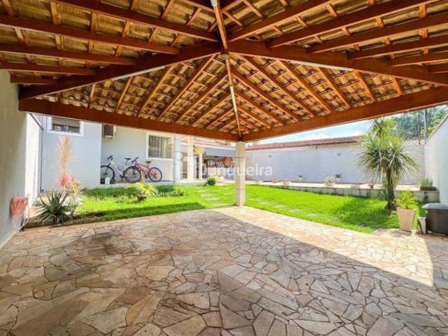 Casa à venda, 2 quartos, 1 suíte, 3 vagas, São Luiz Piracicaba/SP