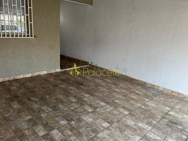 Casa à venda 2 Quartos, 1 Suite, 2 Vagas, 120M², Residencial Mombaça, Pindamonhangaba SP