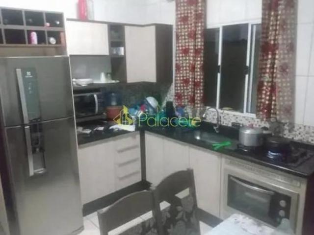 Casa à venda 2 Quartos, 1 Suite, 2 Vagas, 125M², Conjunto Residencial Araretama, Pindamonhangaba S