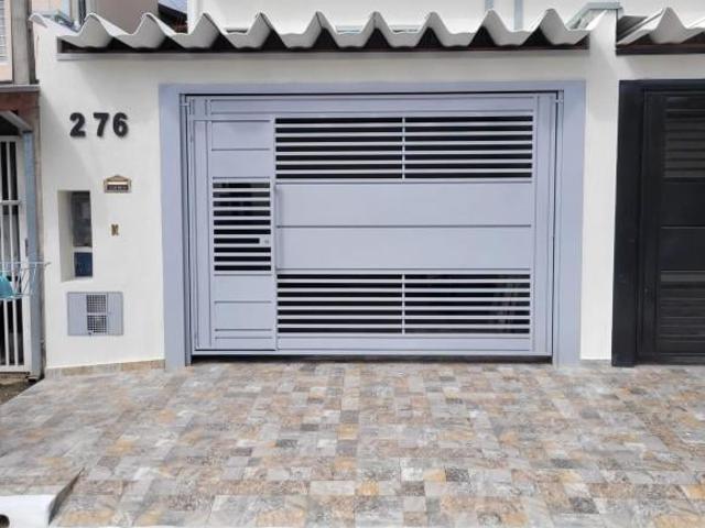 Casa à venda 2 Quartos, 1 Suite, 2 Vagas, 125M², Jardim Continental, Taubaté SP