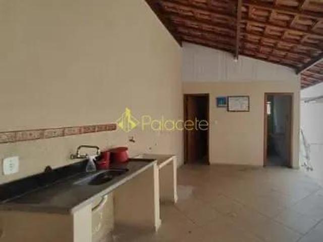 Casa à venda 2 Quartos, 1 Suite, 2 Vagas, 250M², Vila Suiça, Pindamonhangaba SP