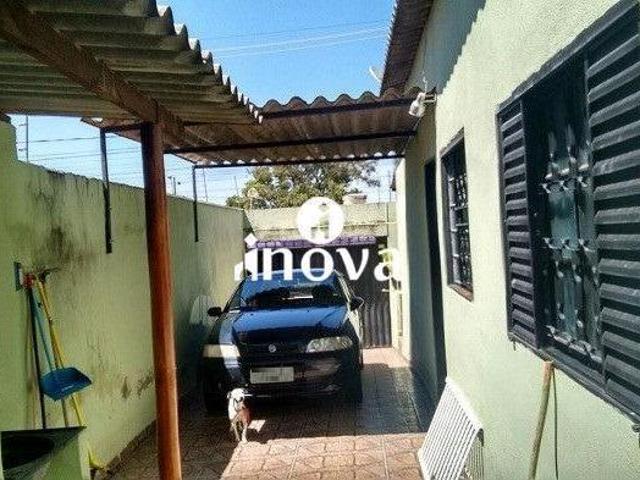 Casa à venda, 2 quartos, 1 suíte, 2 vagas, Cidade Nova Uberaba/MG
