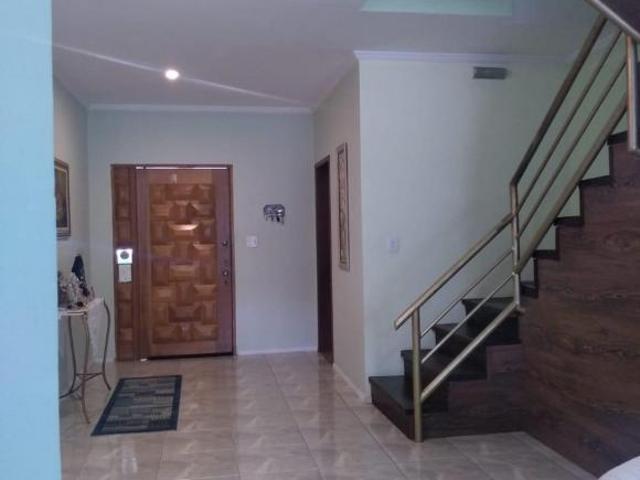 Casa à venda 2 Quartos, 1 Suite, 8 Vagas, 300M², Jardim dos Estados, Taubaté SP | Recanto do Estad