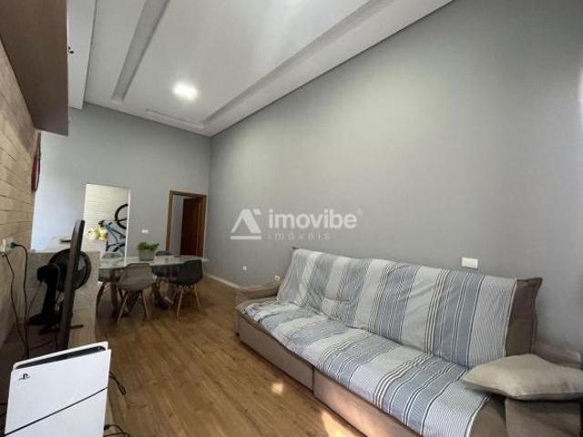 Casa a venda 2 quartos 1 suite pé direito alto no bairro Jardim Santa Inês