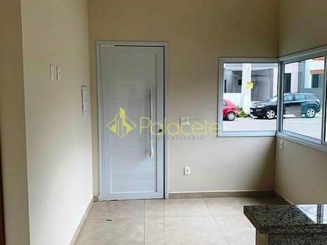 Casa à venda 2 Quartos, 2 Suites, 3 Vagas, 180M², Vila Prado, Pindamonhangaba SP Condomínio Vila