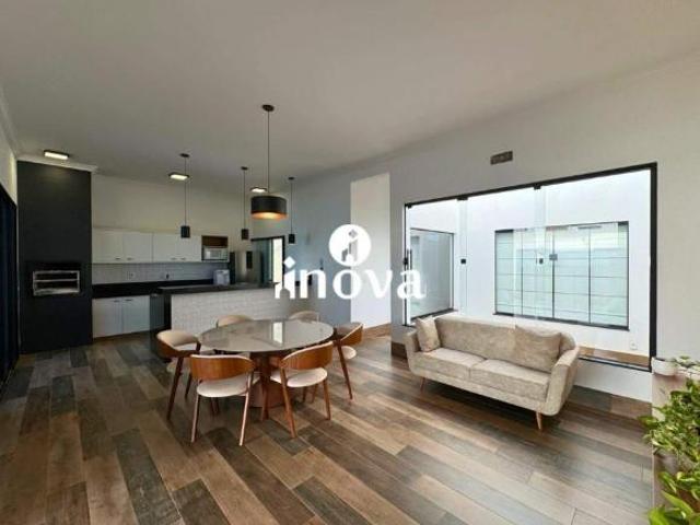 Casa à venda, 2 quartos, 2 suítes, 4 vagas, Laranjeiras, Parque das Uberaba/MG