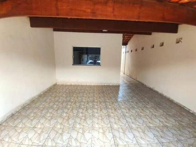 Casa à venda 2 Quartos, 2 Vagas, 128M², Parque São Cristóvão, Taubaté SP