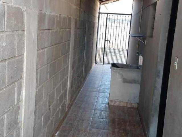 Casa à venda 2 Quartos, 2 Vagas, 158.4M², Parque São Luís, Taubaté SP
