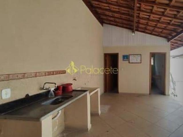 Casa à venda 2 Quartos, 2 Vagas, 250M², Vila Suiça, Pindamonhangaba SP