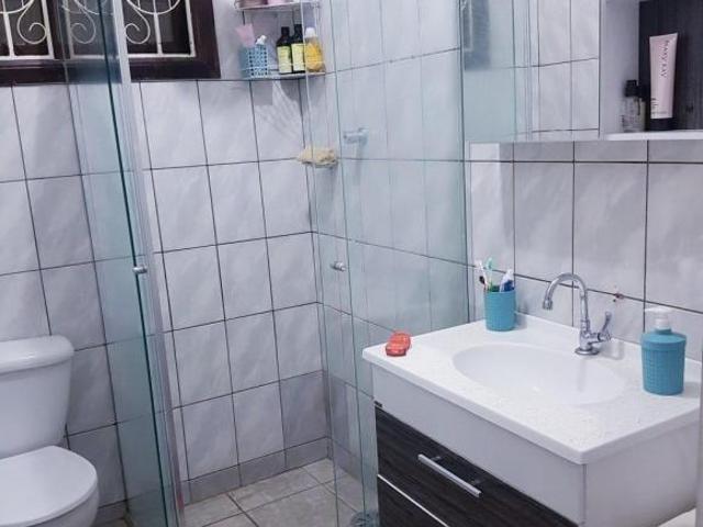 Casa à venda 2 Quartos, 2 Vagas, 250M², Parque Senhor do Bonfim, Taubaté SP