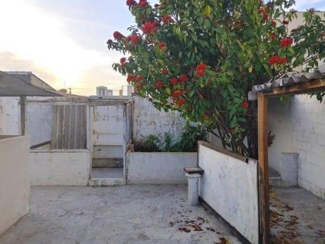Casa à venda 2 Quartos, 2 Vagas, 300M², Vila Jaboticabeira, Taubaté SP