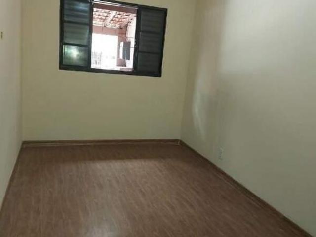 Casa à venda, 2 quartos, 2 vagas, Parque Erasmo Assunção Santo André/SP