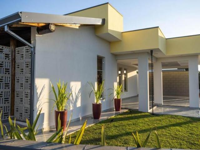 Casa à venda 2 Quartos, 3 Suites, 4 Vagas, 447.8M², Mombaça, Pindamonhangaba SP | Condominio Villa