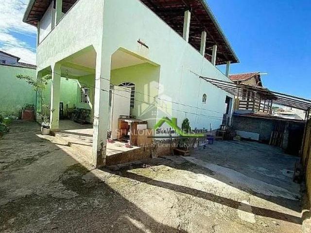 Casa à venda 2 Quartos, 3 Vagas, 180M², Bom Jesus, Contagem