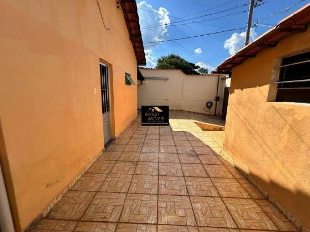 Casa à venda, 2 quartos, 3 vagas, Central Mateus Leme/MG