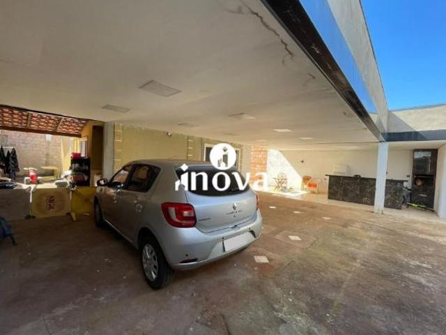 Casa à venda, 2 quartos, 4 vagas, Ilha de Marajó II, Residencial Uberaba/MG