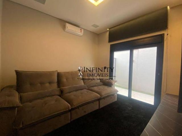 Casa com 4 dormitórios à venda, 300 m² por R$ 3.199.000,00 Condomínio Residencial Colinas do Parat