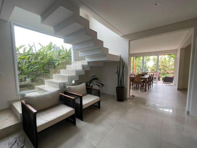 Casa com 4 dormitórios à venda, 300 m² por R$ 3.200.000,00 Urbanova São José dos Campos/SP