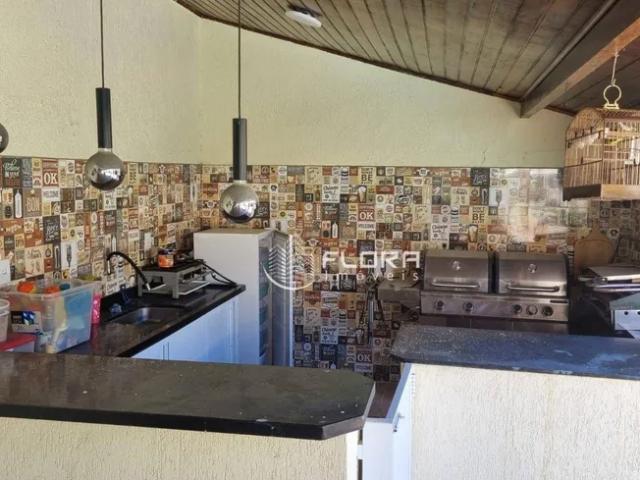 Casa com 3 dormitórios à venda, 300 m² por R$ 800.000,00 Serra Grande Niterói/RJ