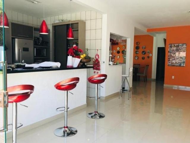 Casa a venda 310m² sendo 4 dormitórios. 04 banheiros e 5 vagas Parque do Terceiro Lago