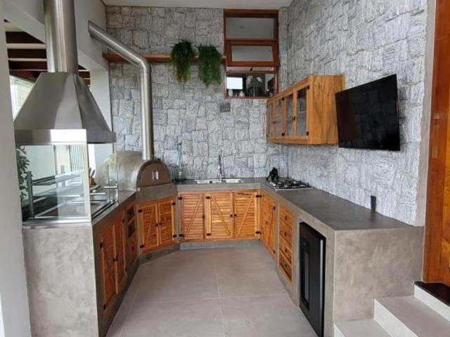 Casa à venda, 324 m² por R$ 3.100.000,00 Aldeia da Serra Santana de Parnaíba/SP