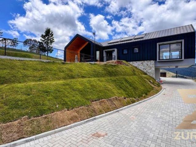 Casa à venda, 324 m² por R$ 5.700.000,00 Condomínio Iporanga Campos do Jordão/SP