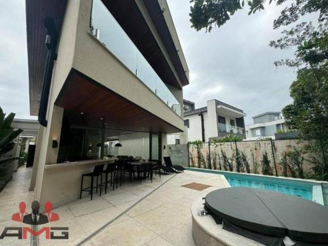 Casa à venda, 325 m² por R$ 6.200.000,00 Riviera Módulo 24 Bertioga/SP