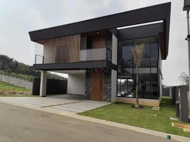 Casa à venda, 326m² no Butiatumirim, Colombo, PR