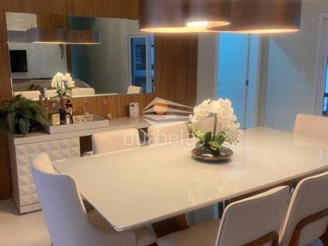 Casa à venda, 320 m² por R$ 2.250.000,00 Urbanova