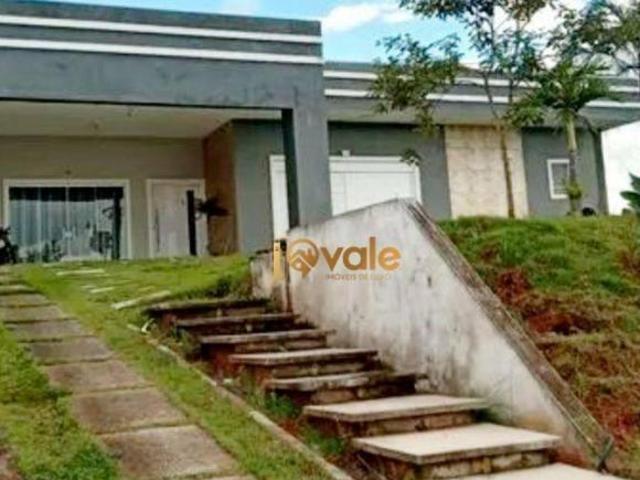 Casa à venda 338m2 Condomínio Lago Dourado Jacareí SP
