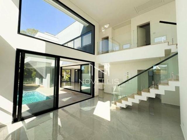 Casa à venda, 330 m² por R$ 2.600.000,00 Urbanova São José dos Campos/SP