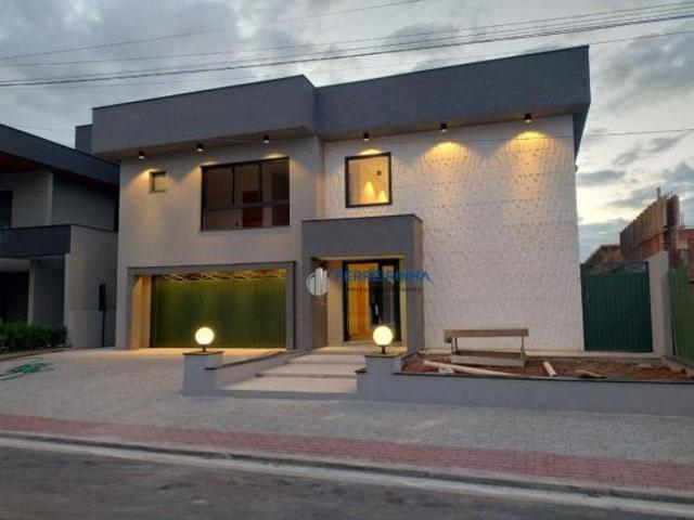 Casa com 4 Suítes à venda, 310 m² por R$ 3.100.000 Urbanova São José dos Campos/SP