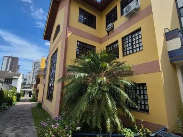 Casa à venda, 330 m² por R$ 2.299.000,00 Cristo Rei Curitiba/PR
