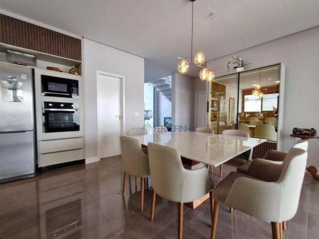 Casa à venda, 340 m² por R$ 3.500.000,00 Urbanova São José dos Campos/SP