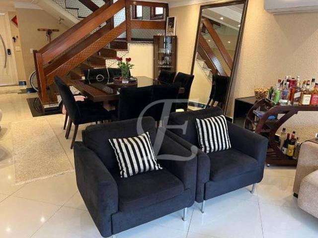 Casa à venda, 354 m² por R$ 3.200.000,00 Alphaville Santana de Parnaíba/SP