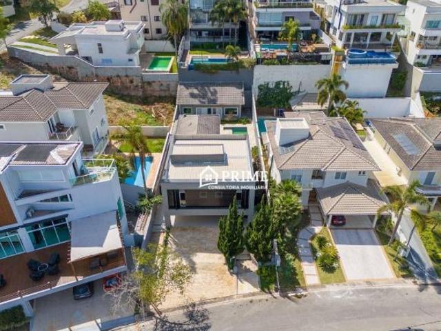 Casa à venda, 357 m² por R$ 2.599.000,00 Golf Village Carapicuíba/SP