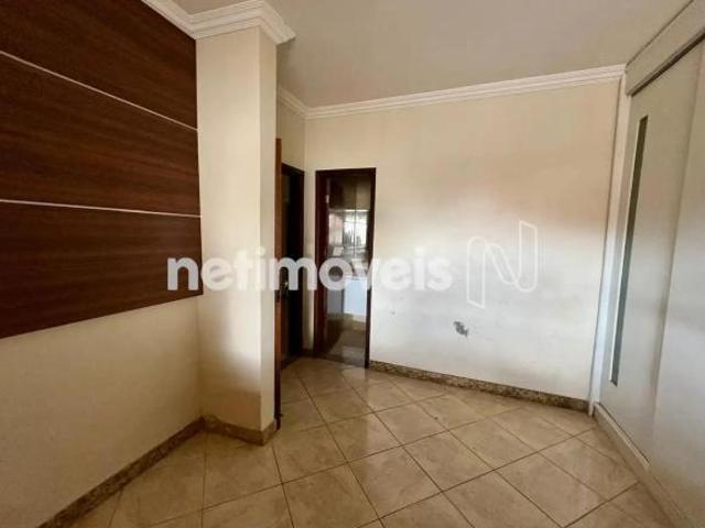 Casa a venda 360 m²  com espaço gourmet, piscina no bairro Jardim Guanabara !