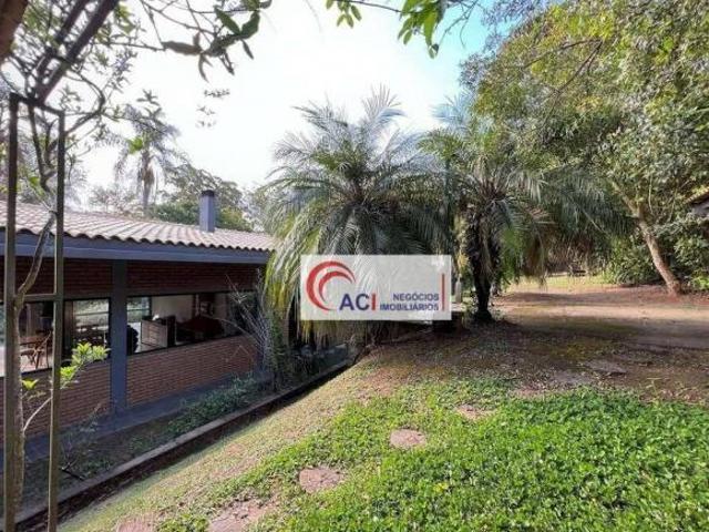 Casa à venda, 382 m² por R$ 2.350.000,00 Chácaras do Peroba Jandira/SP