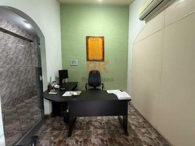 Casa à venda, 7 quartos, 1 suíte, 4 vagas, Carajás Contagem/MG